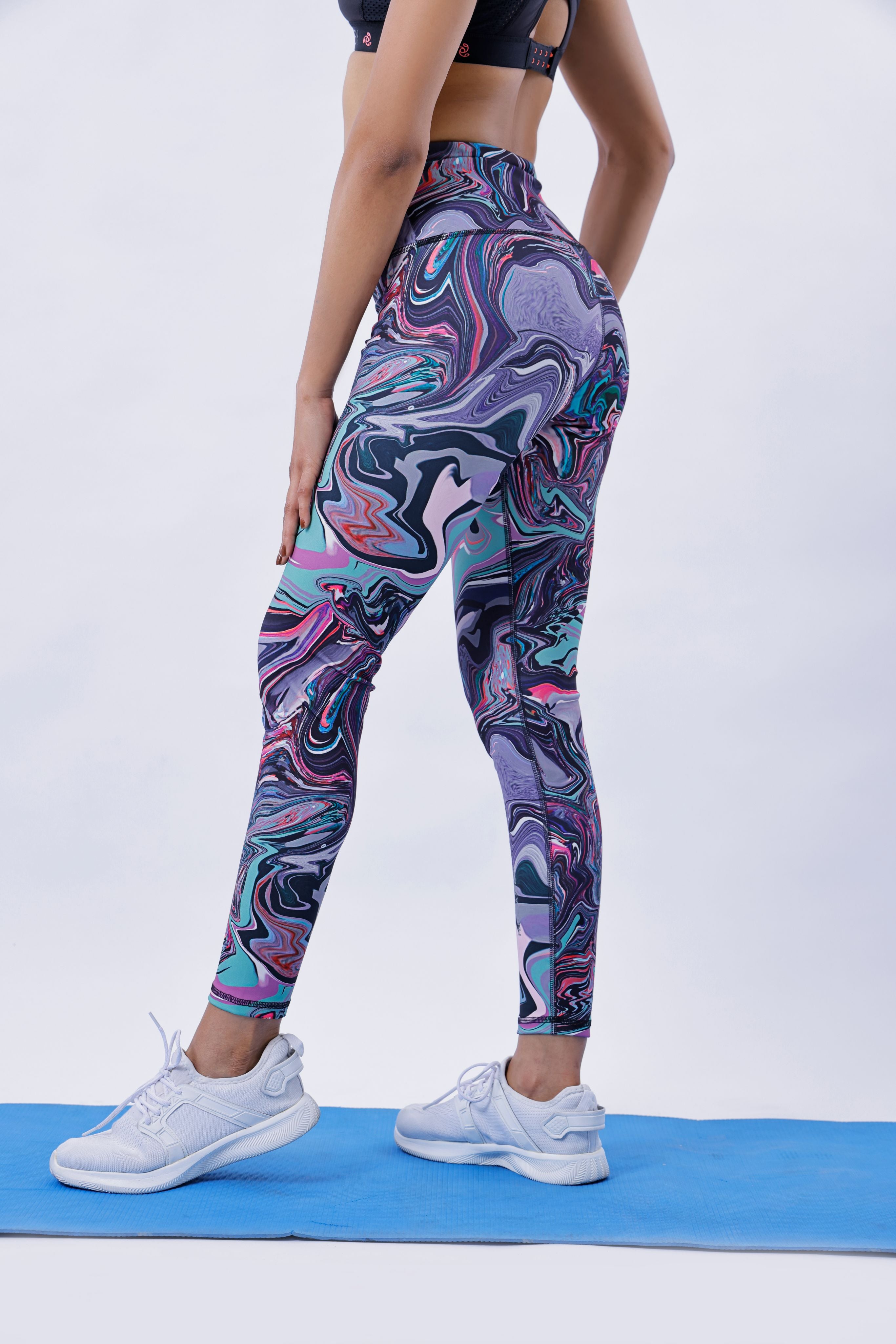 Active Tights with Pocket (illusion print) – FELLICIA